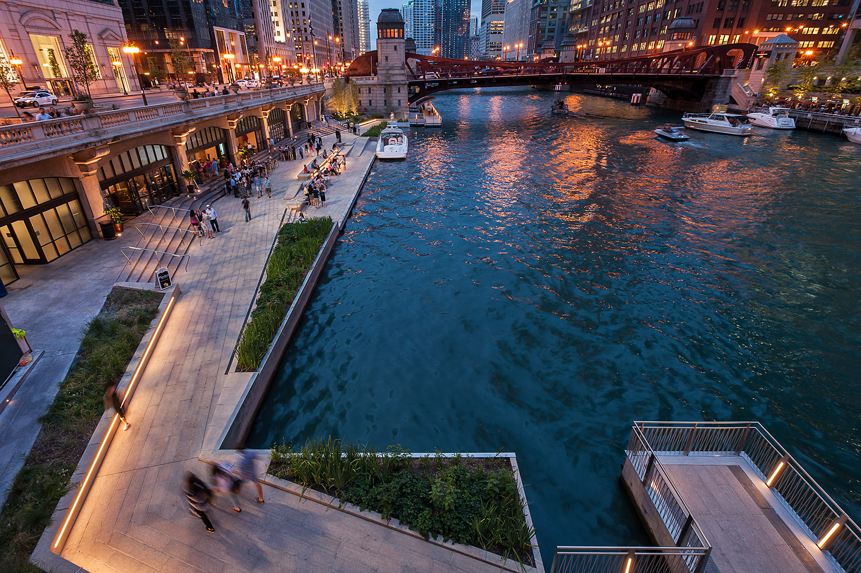 Chicago Riverwalk Expansion by Sasaki - 谷德设计网