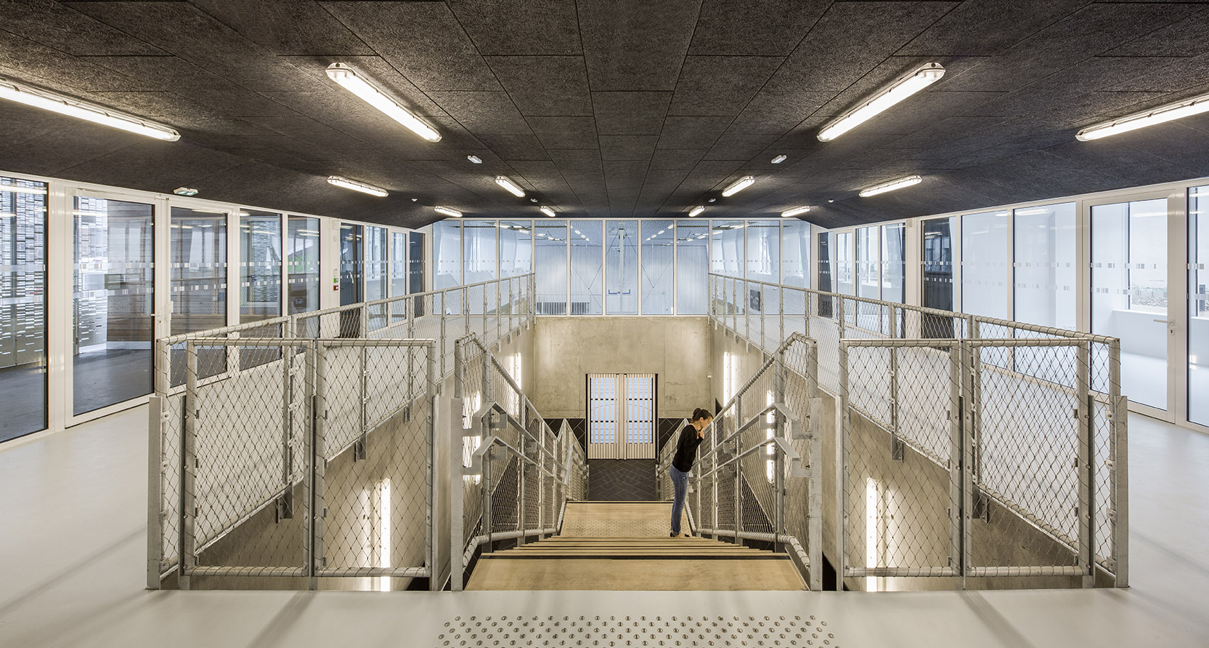 Less / AAVP Architecture - 谷德设计网