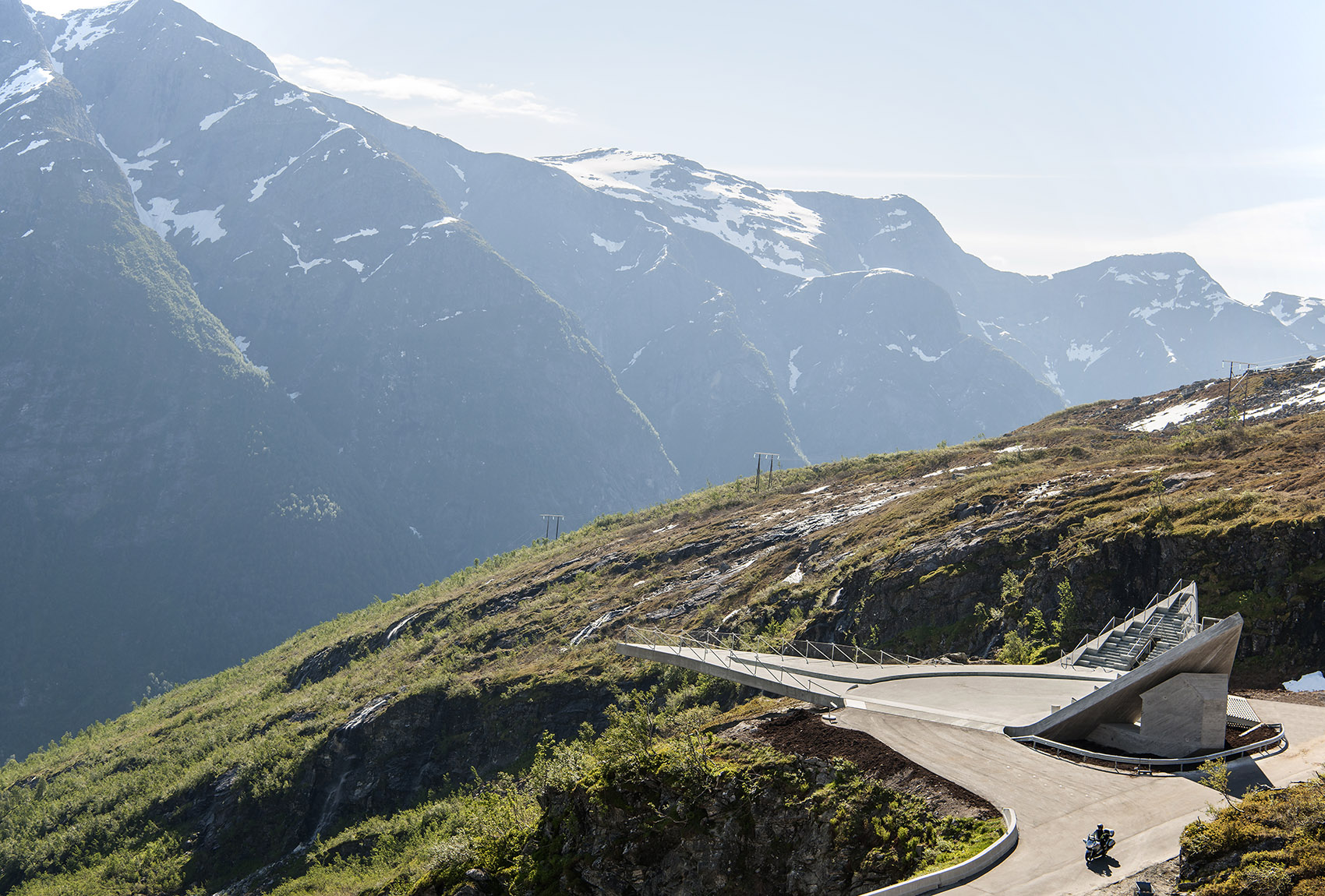 THE GAULAR MOUNTAIN ‐ SET FOR REST / CODE arkitektur - 谷德设计网