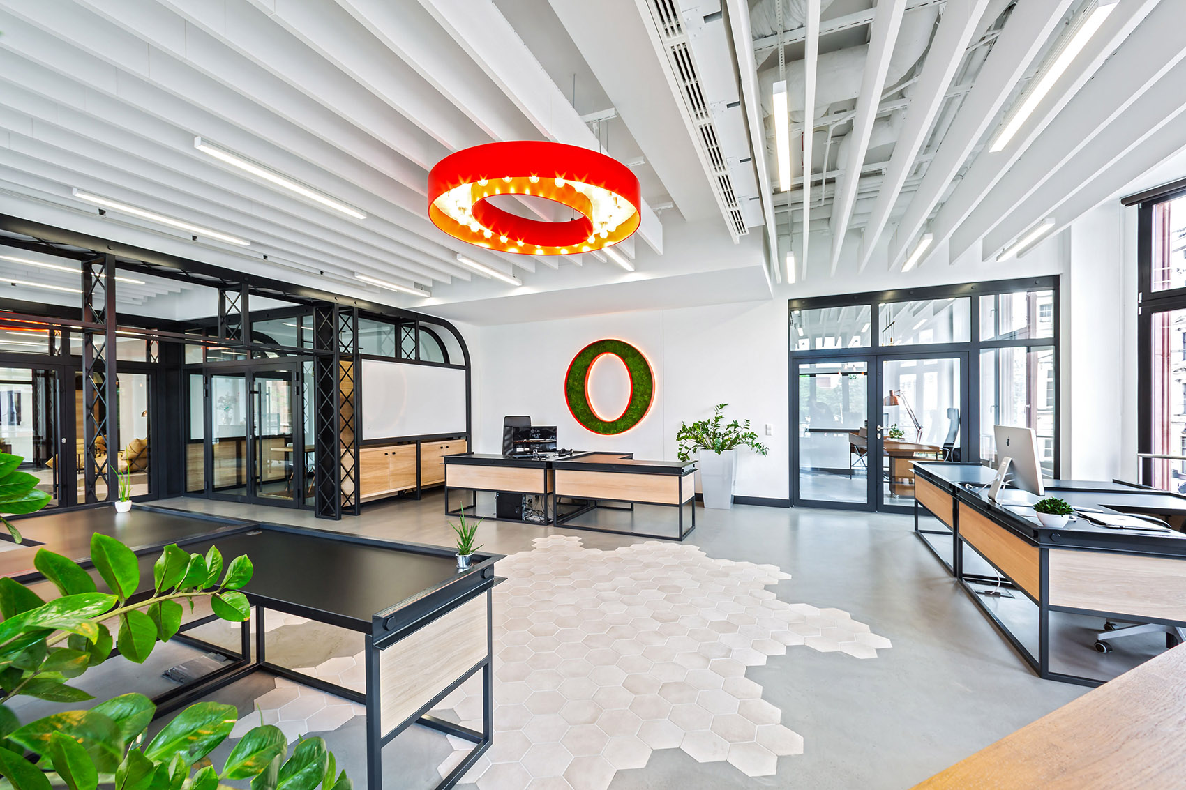 Opera Software headquarters in Wroclaw by mode:lina - 谷德设计网