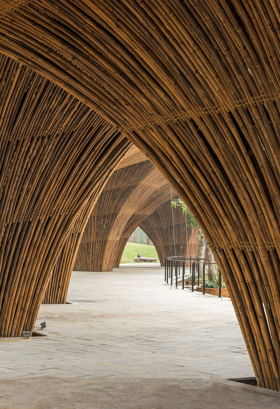 Roc Von Restaurant / VTN Architects (Vo Trong Nghia Architects) - 谷德设计网