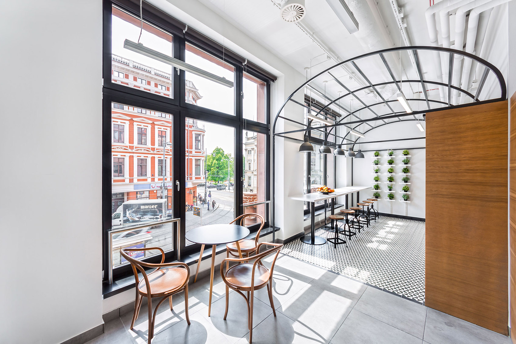 Opera Software headquarters in Wroclaw by mode:lina - 谷德设计网