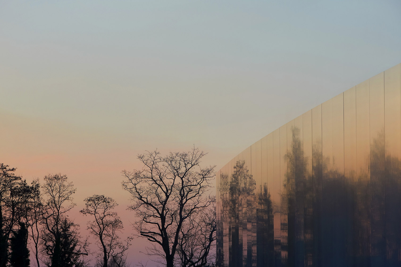 The Louvre Lens museum park by Catherine Mosbach - 谷德设计网