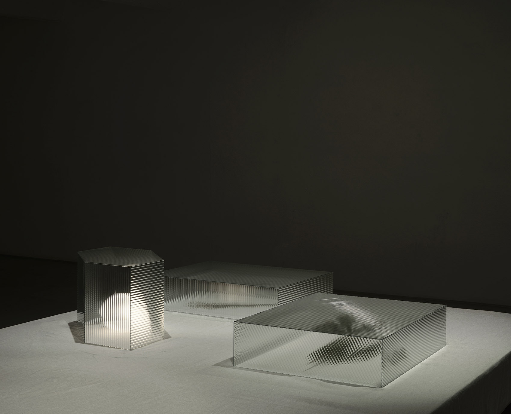 Anamorph objects by Staffan Holm design studio - 谷德设计网