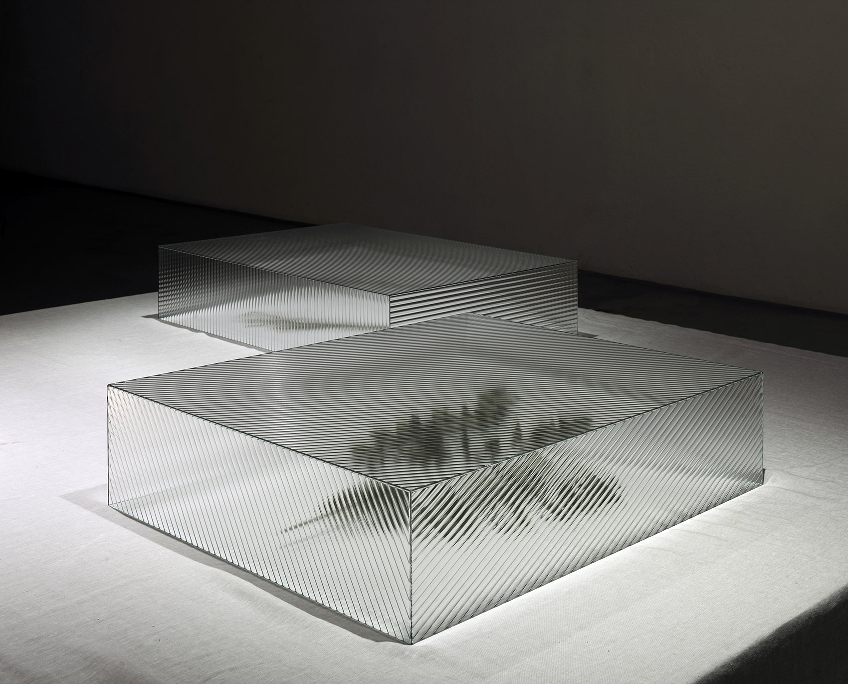 Anamorph objects by Staffan Holm design studio - 谷德设计网