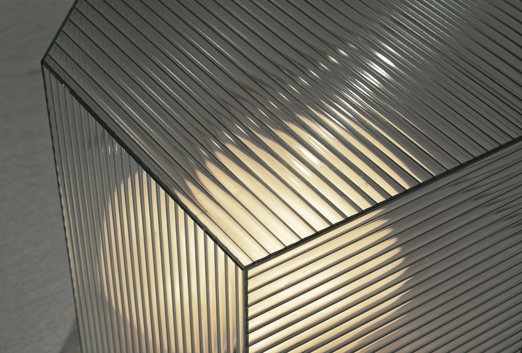 Anamorph objects by Staffan Holm design studio - 谷德设计网