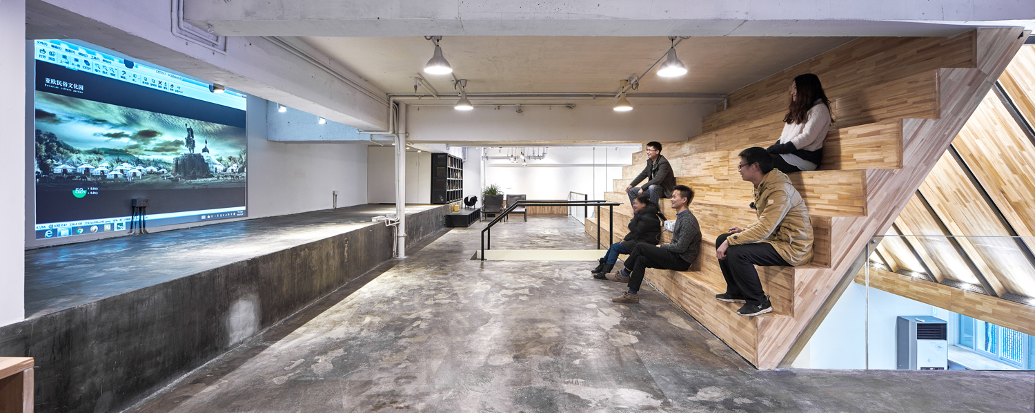 The stepped roof, a natural office space in Chengdu by HAD Architecture ...