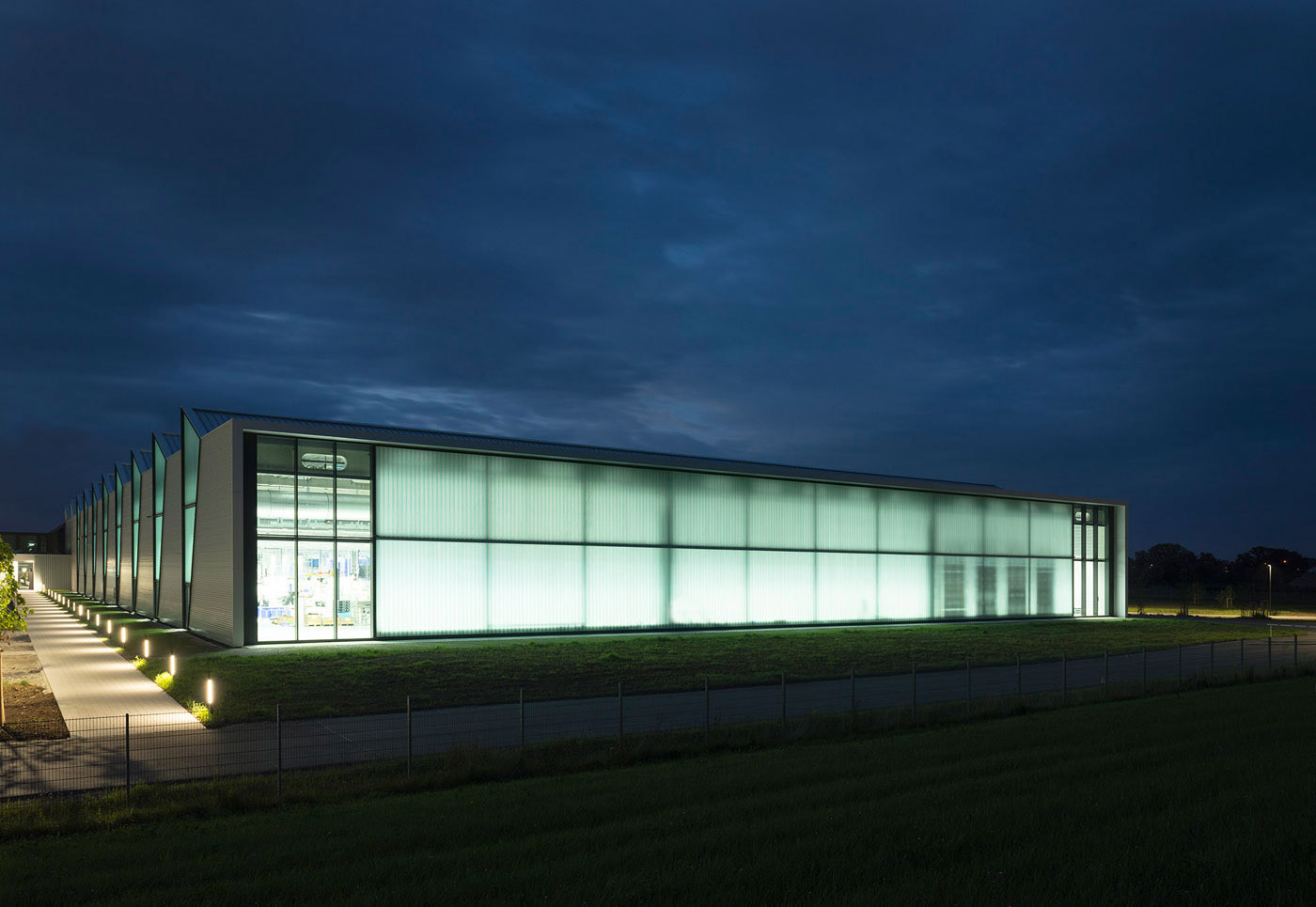 HAWE-Werk Kaufbeuren by Barkow Leibinger - 谷德设计网