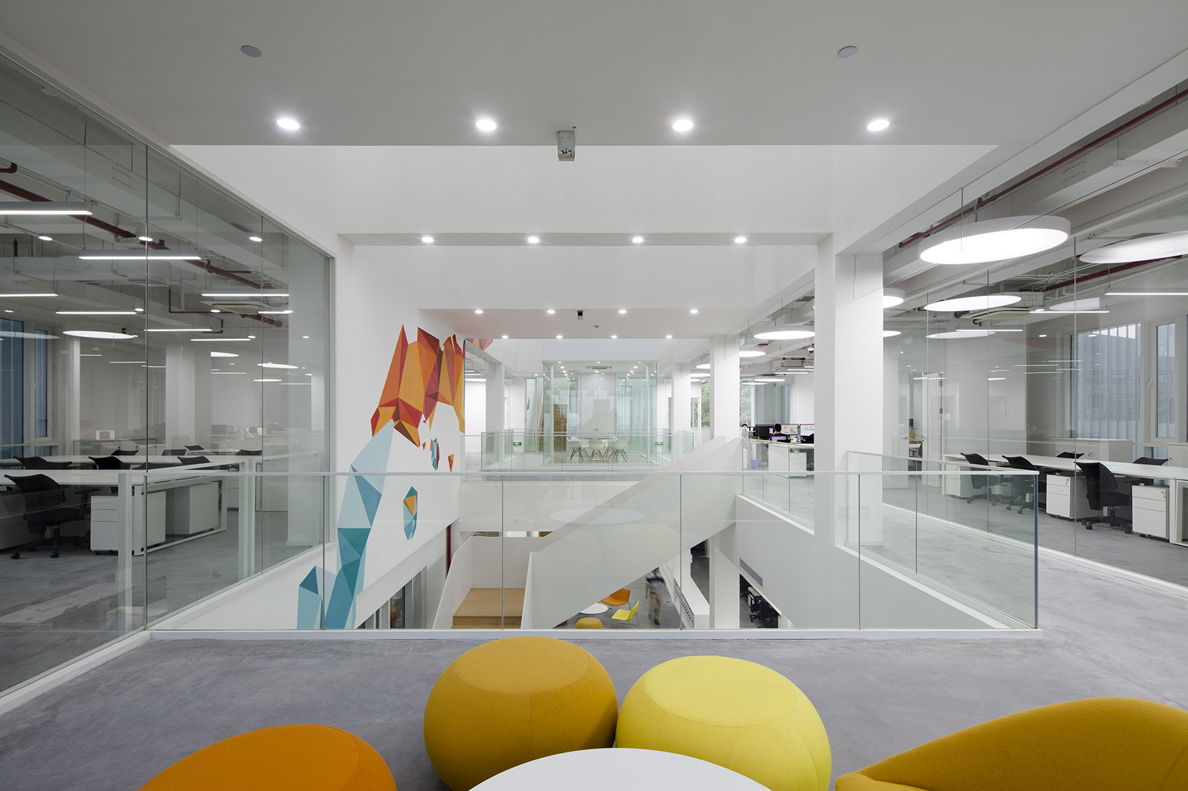Renovation for Hi-Tech start-up incubator space in Shanghai by Schmidt ...