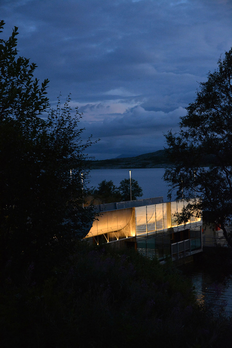 Forvik Ferry Terminal by Manthey Kula AS - 谷德设计网