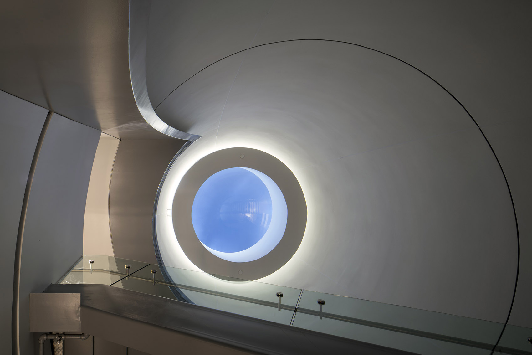 Black Orb – Taubman Complex in LTU by Morphosis Architects - 谷德设计网
