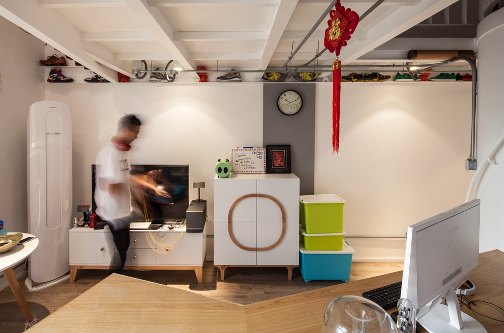 Single Loft Apartment for a Big Boy, Shanghai ,China by Shanghai ISPACE ...