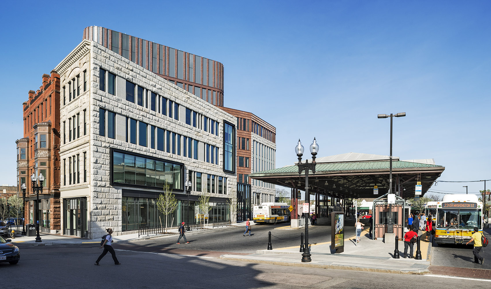 Bruce C. Bolling Municipal Building, Boston by Sasaki - 谷德设计网