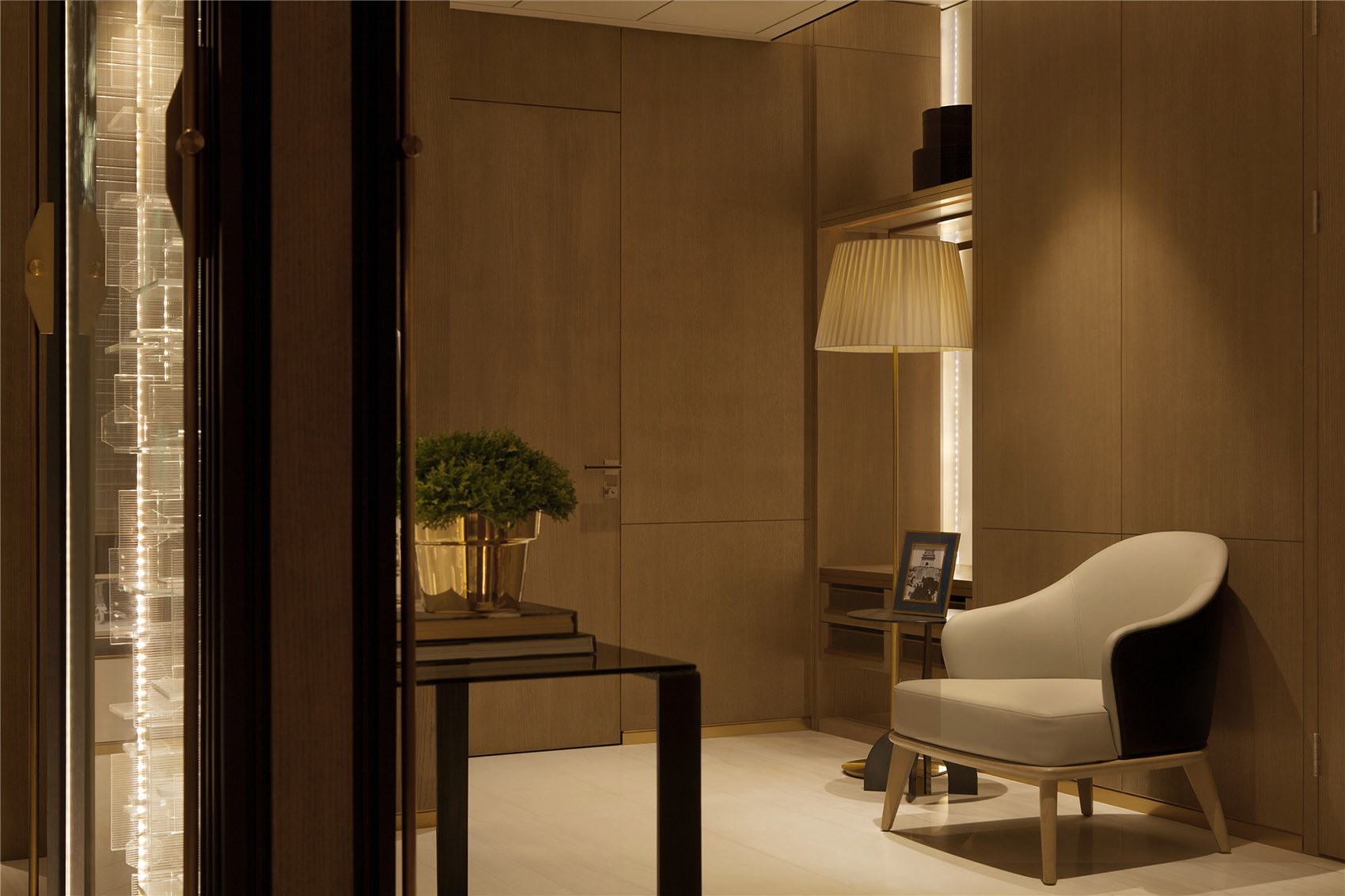 The Story of Light and Shadow — Beijing Topwin InterContinental ...