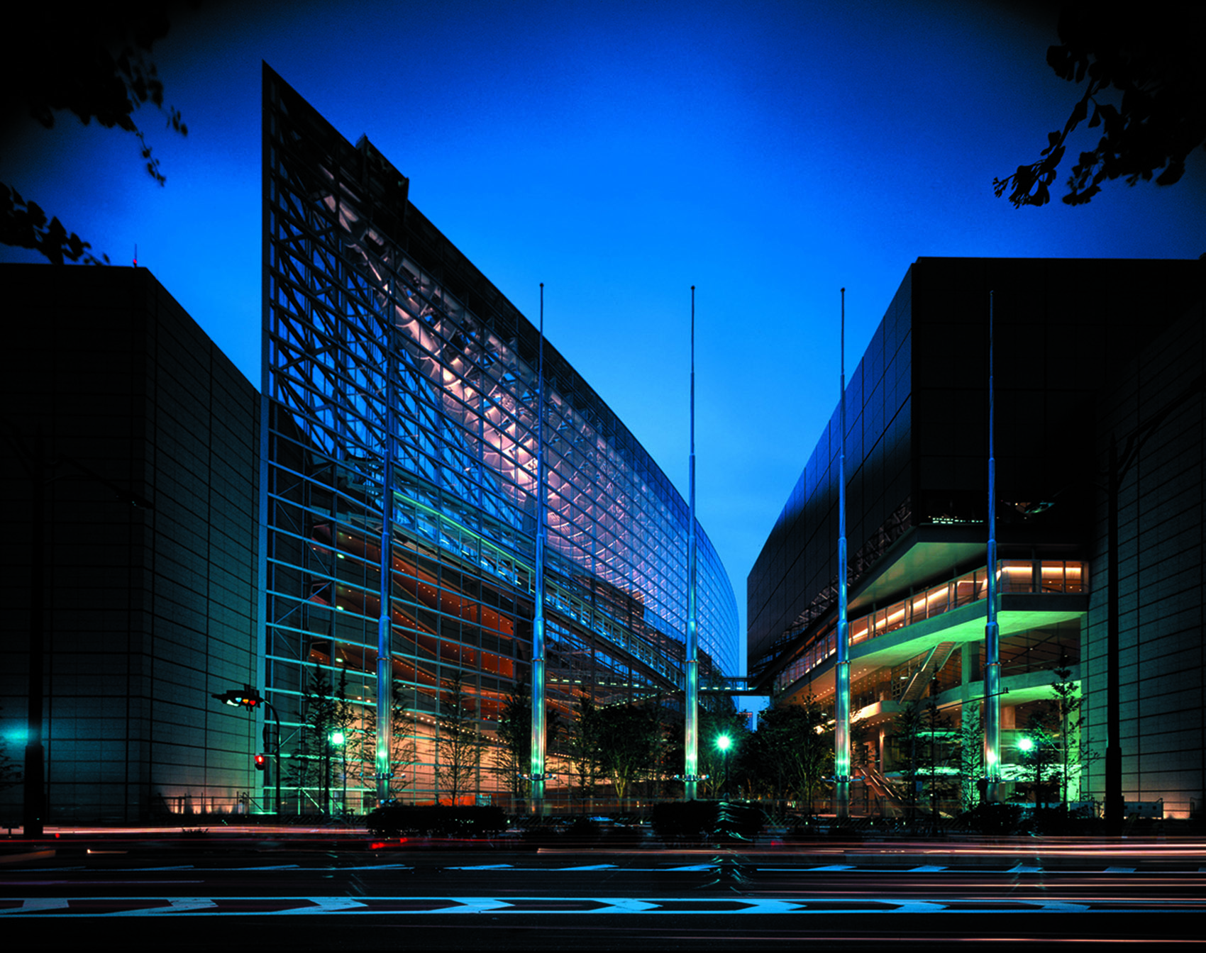 Tokyo International Forum by Rafael Viñoly Architects - 谷德设计网