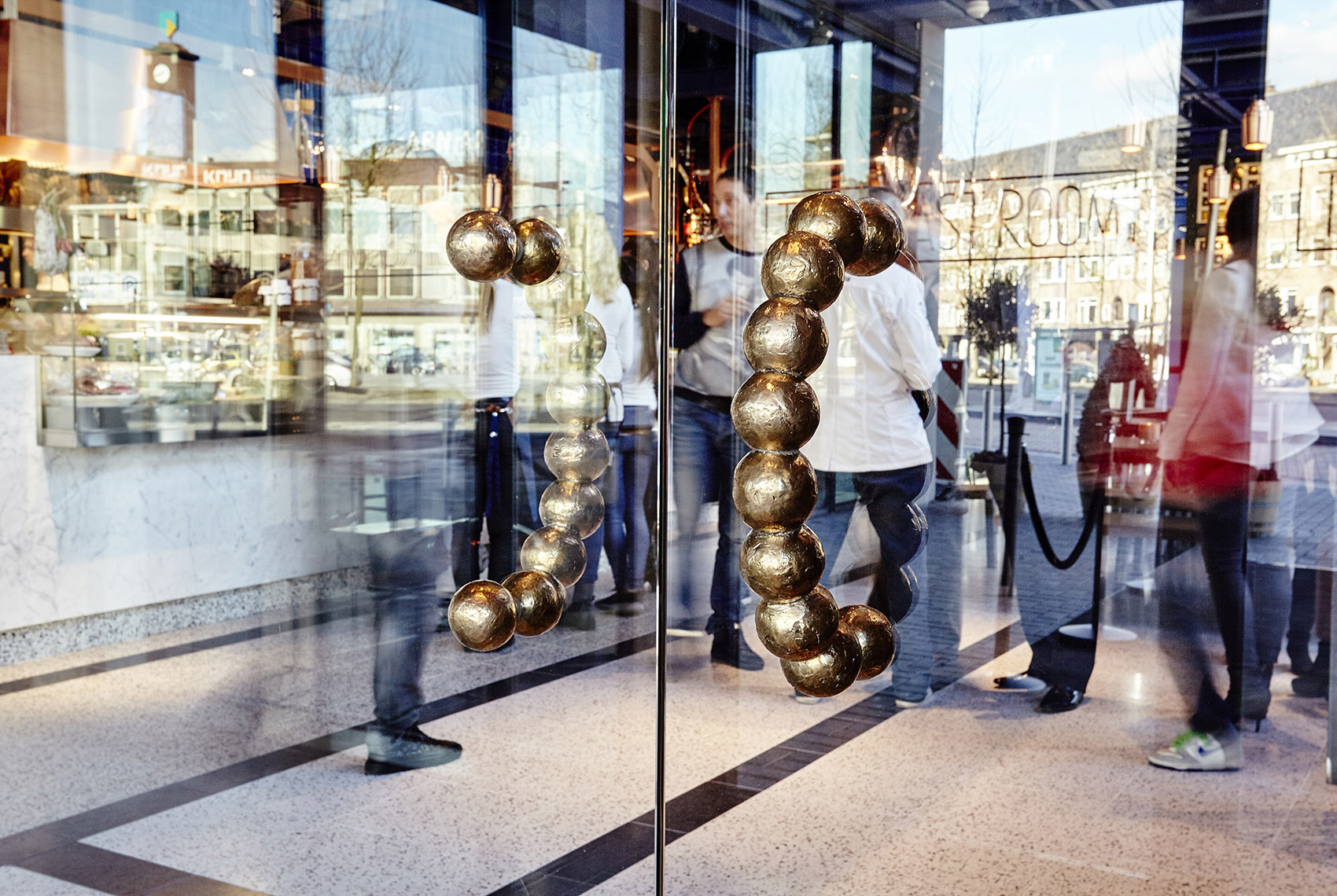 The Roast Room, Amsterdam by Studio Modijefsky and Studio Molen - 谷德设计网