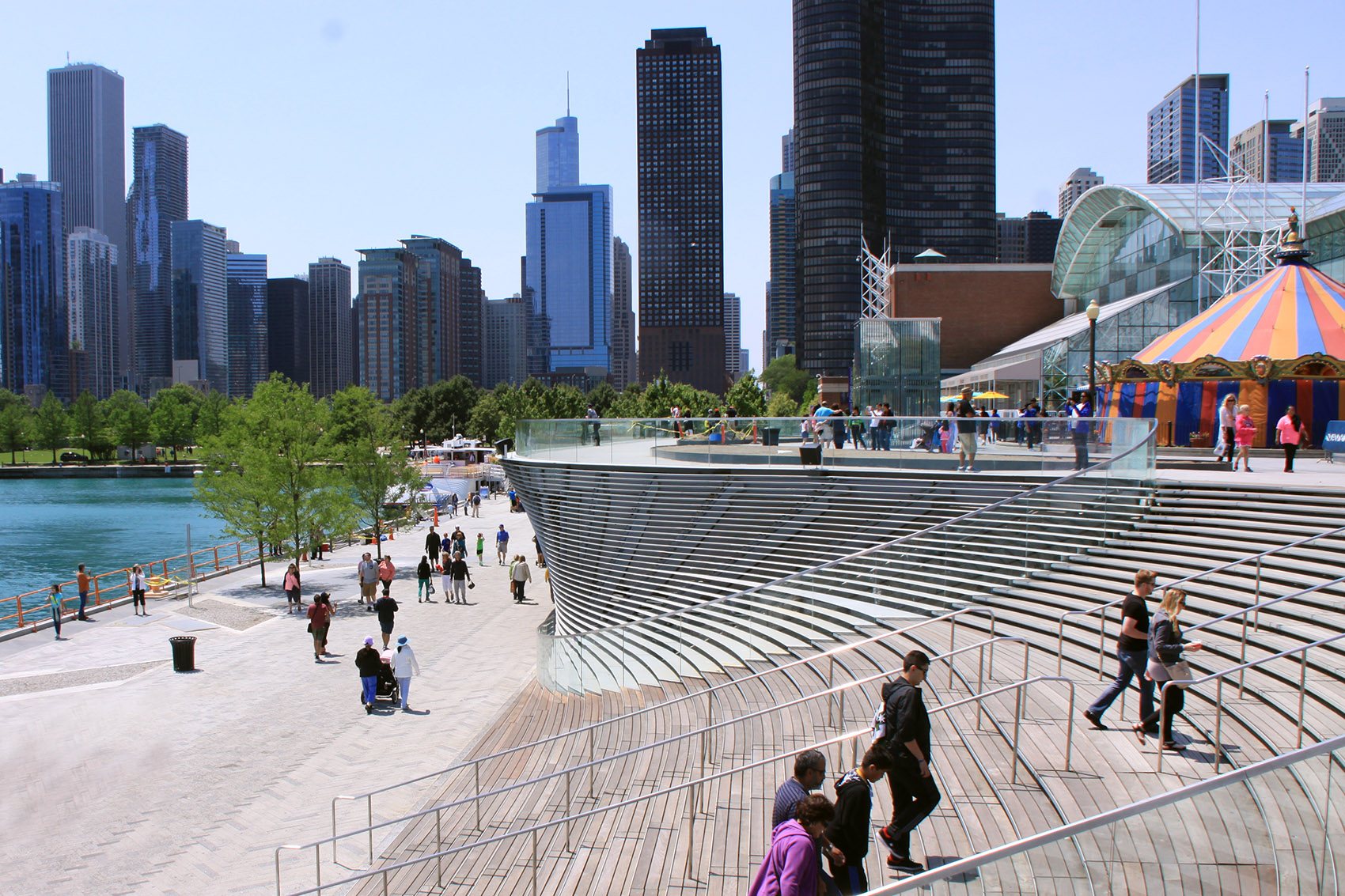 Navy Pier, Chicago by James Corner Field Operations - 谷德设计网