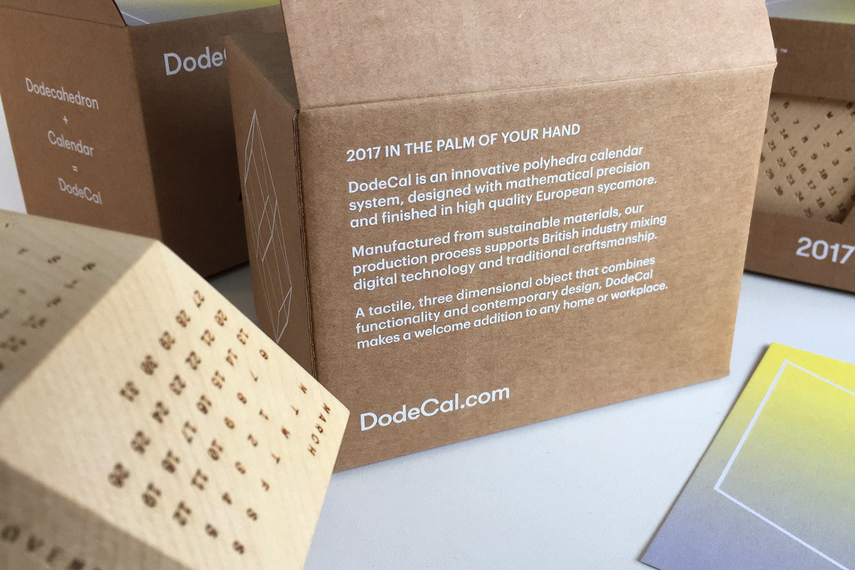 DodeCal Calendar by DodeCal - 谷德设计网