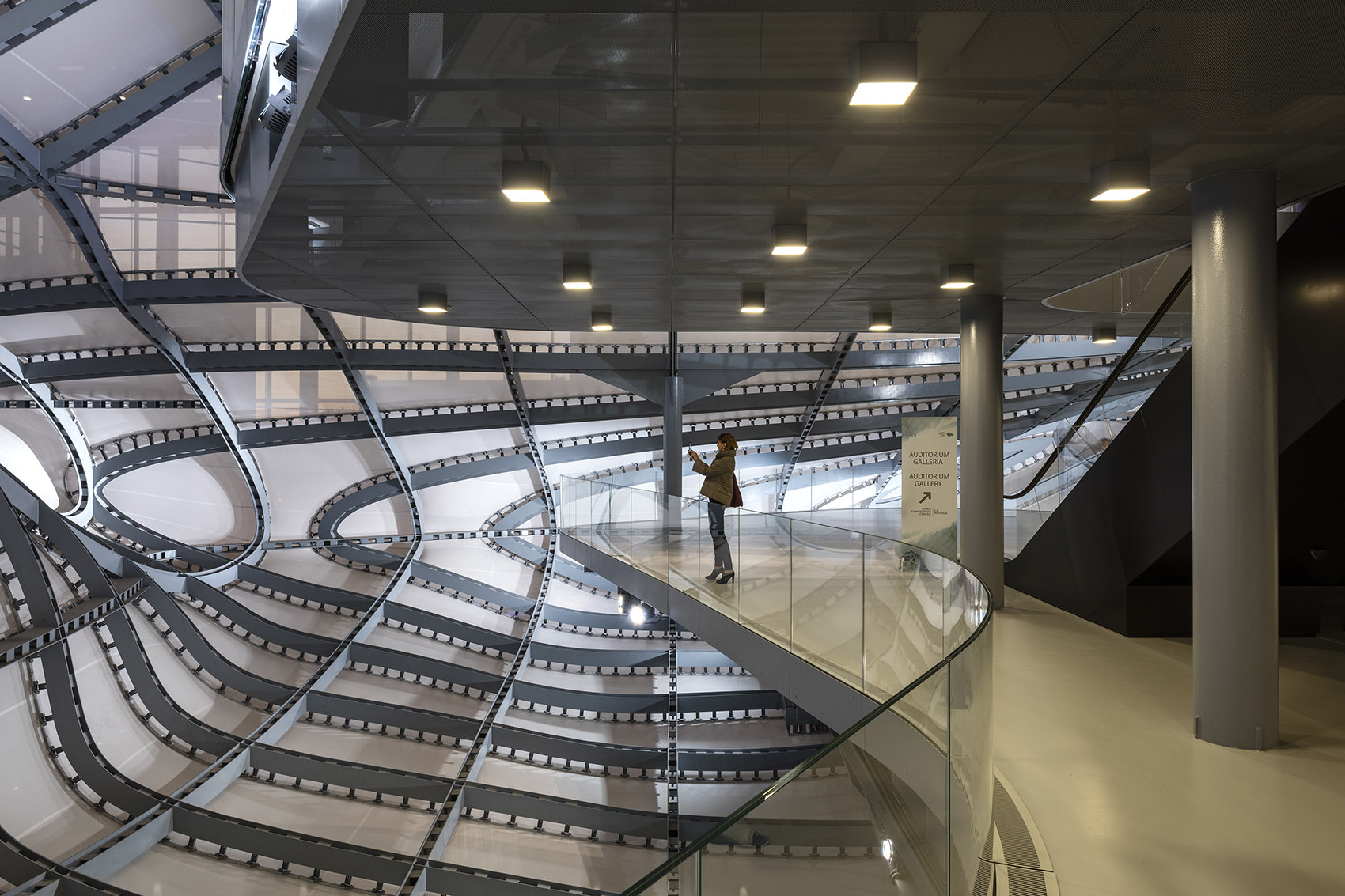 New Rome-Eur Convention Centre and Hotel “The Cloud” by Fuksas - 谷德设计网