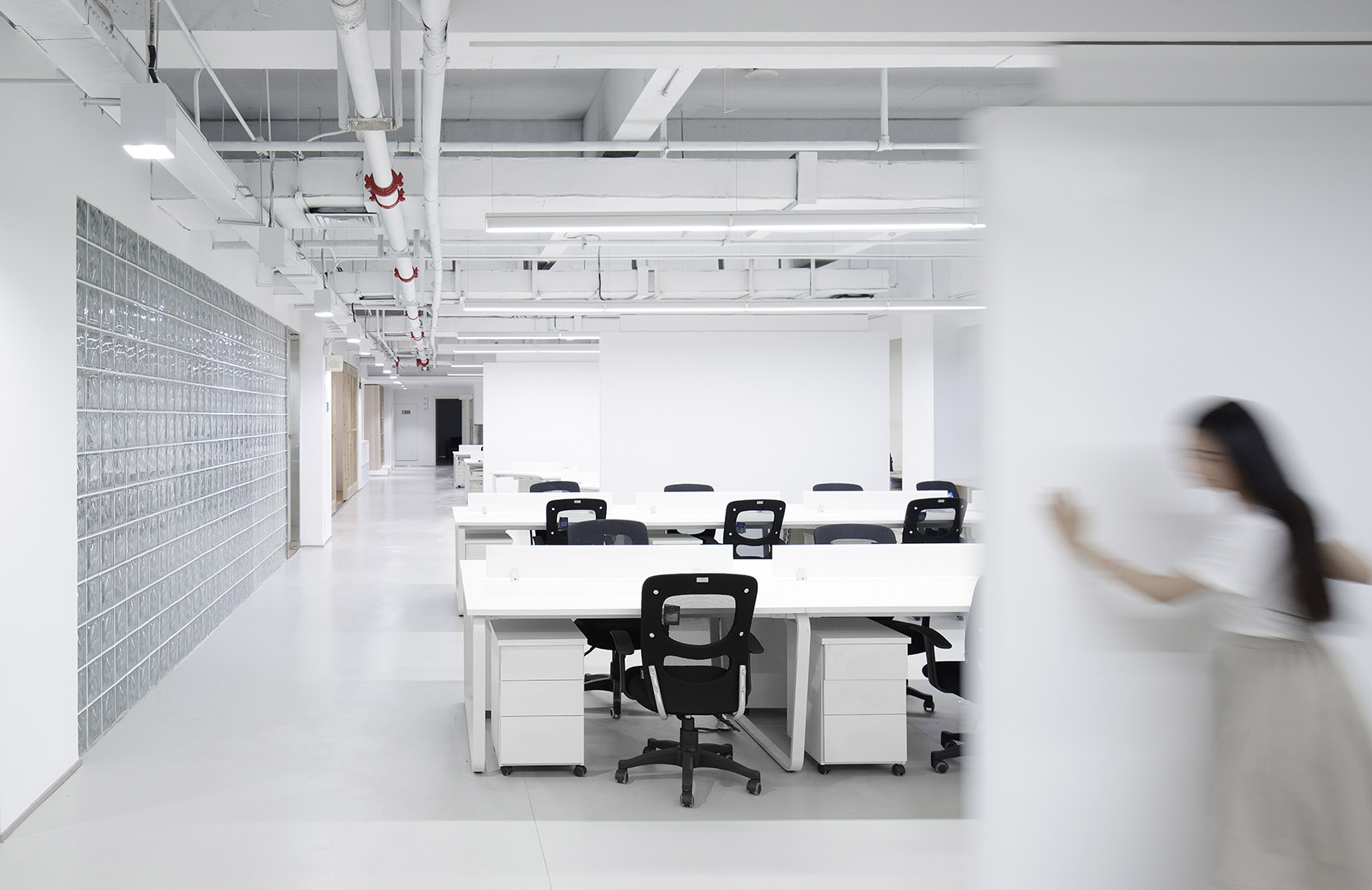 Four Pieces of Different Scale Furniture–The Office of LANDER Electric ...