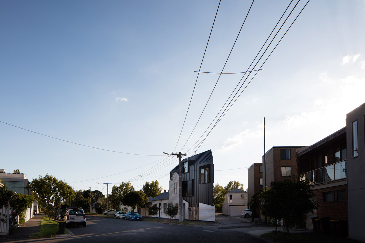 The Acute House by OOF! architecture - 谷德设计网