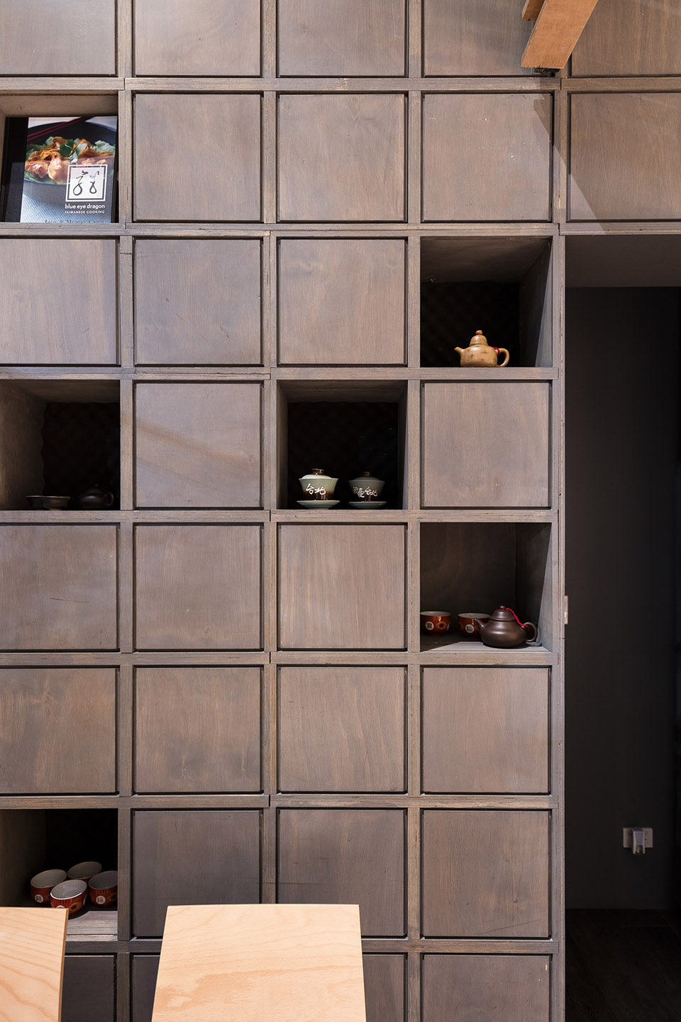 Wu-Gu Restaurant with a Threshold Zone, Sydney by Facet Studio - 谷德设计网