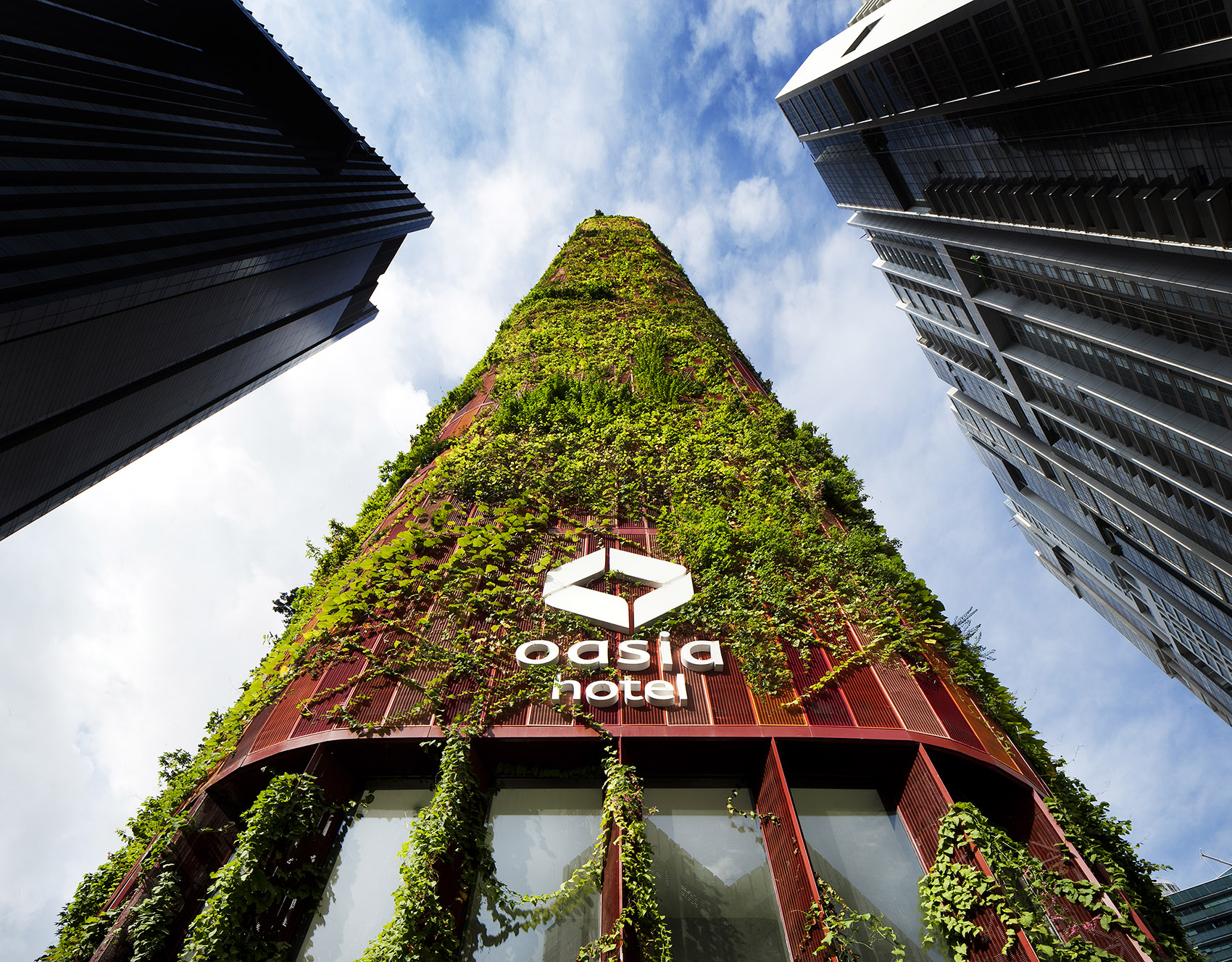 Oasia Hotel Downtown, Singapore / WOHA - 谷德设计网