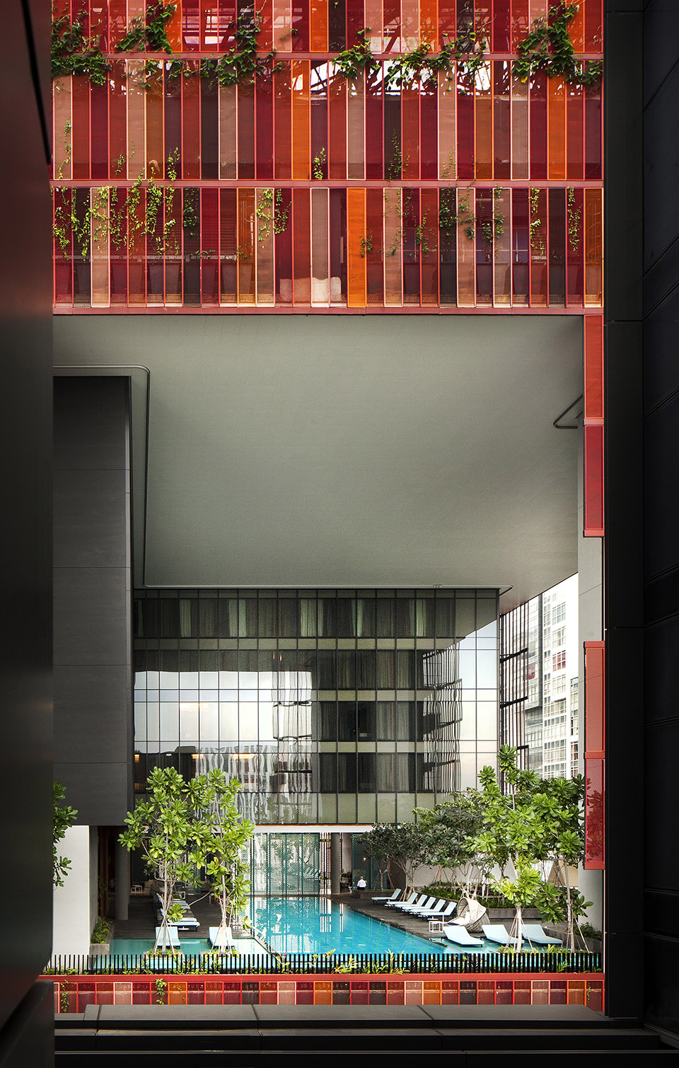 Oasia Hotel Downtown, Singapore / WOHA - 谷德设计网