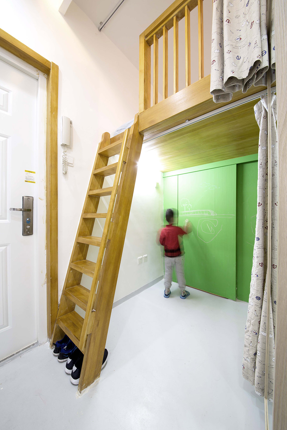 Beijing Tiny Apartments Renovation by Luo Xiuda - 谷德设计网