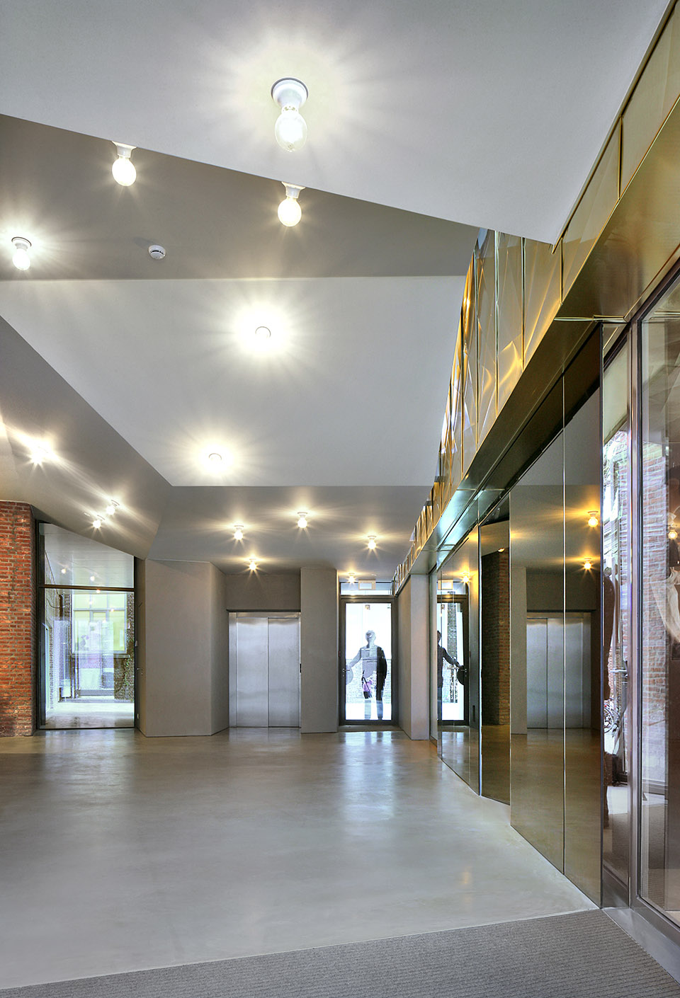 Theater The Moon, Mechelen by import.export Architecture - 谷德设计网