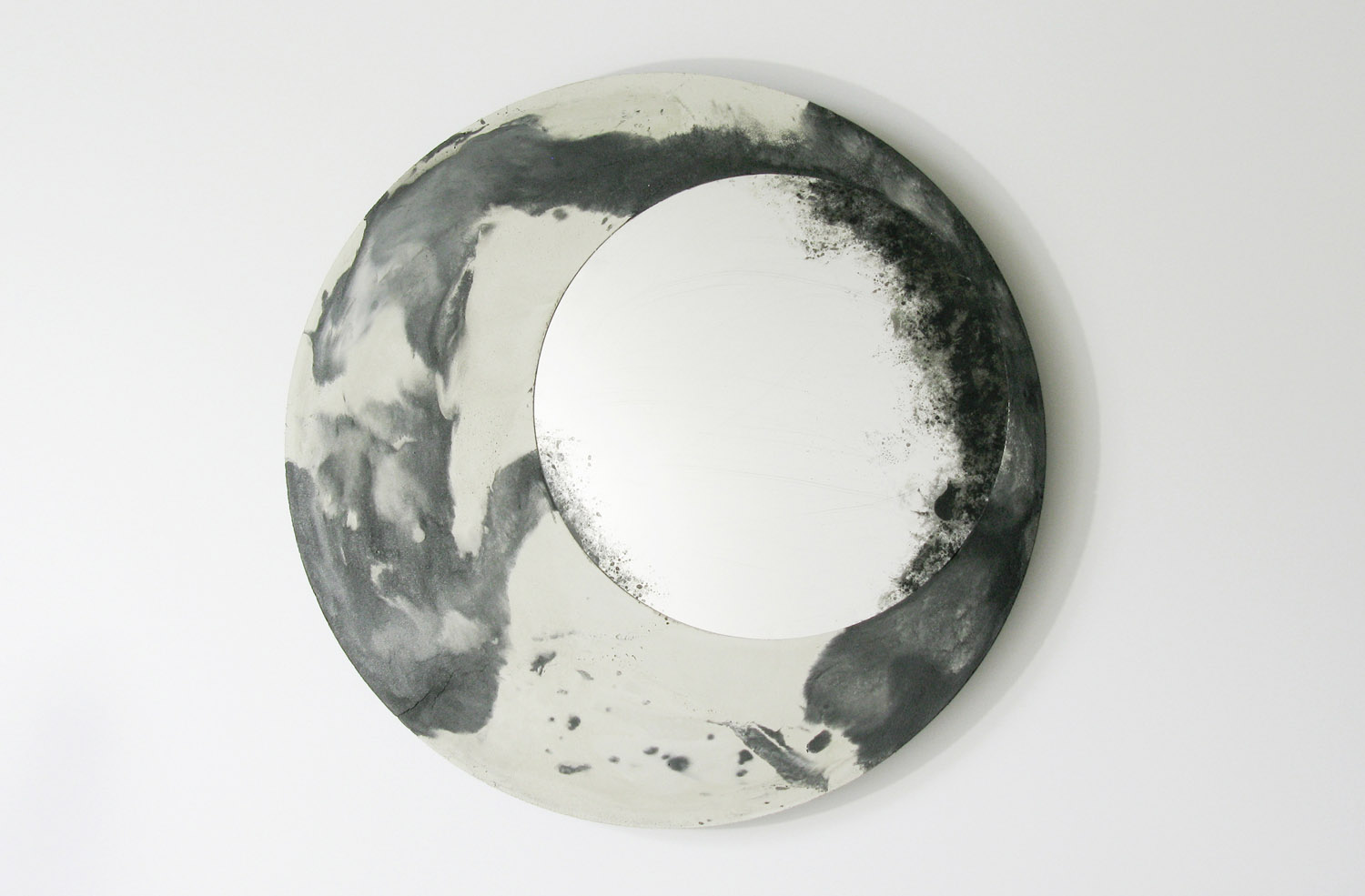 LIQUID Wall Mirrors，Japan by Taeg Nishimoto - 谷德设计网