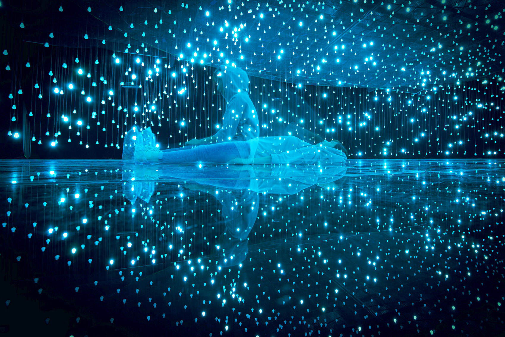 ARTIFICIAL SKY by NutBrother - 谷德设计网