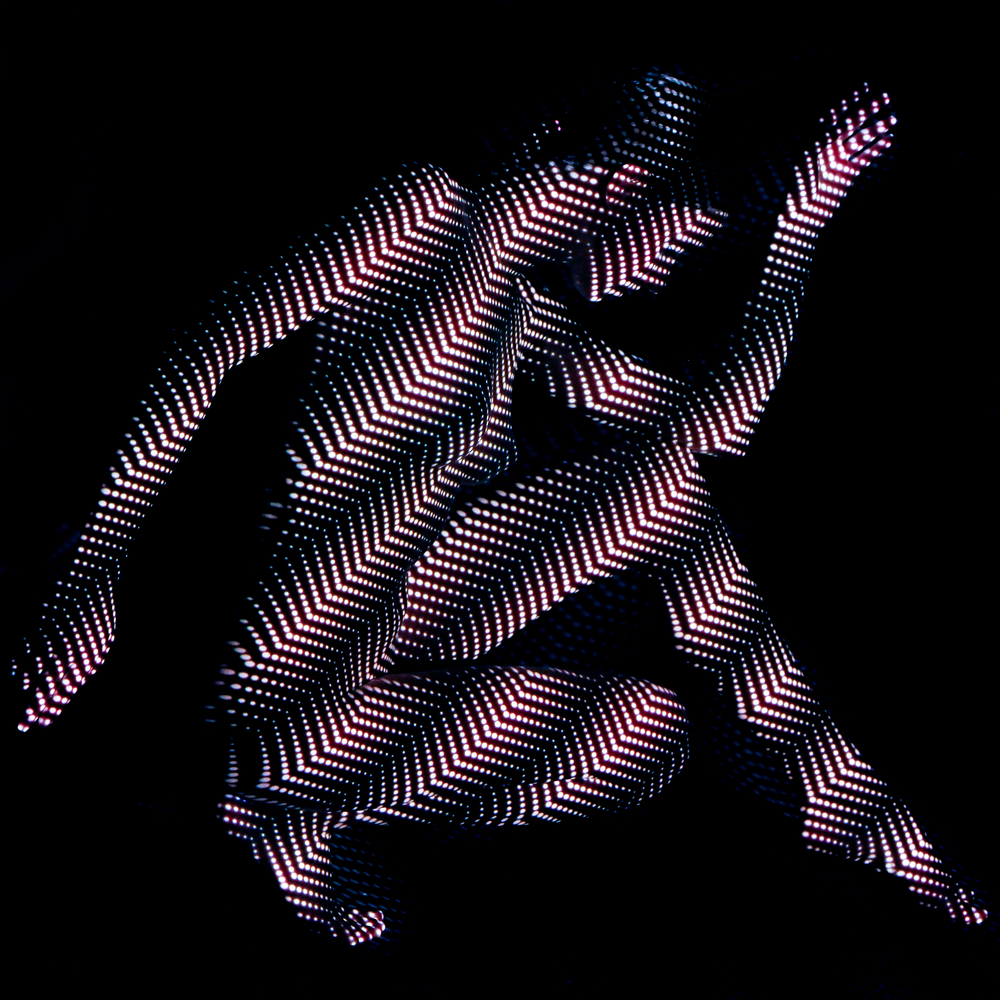 Surrealist Portraits with Light Patterns by Dani Olivier - 谷德设计网