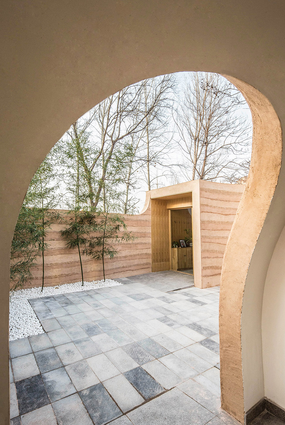 Mordern Chinese Cave House – Cave house on loess plateau, Shanxi, China ...