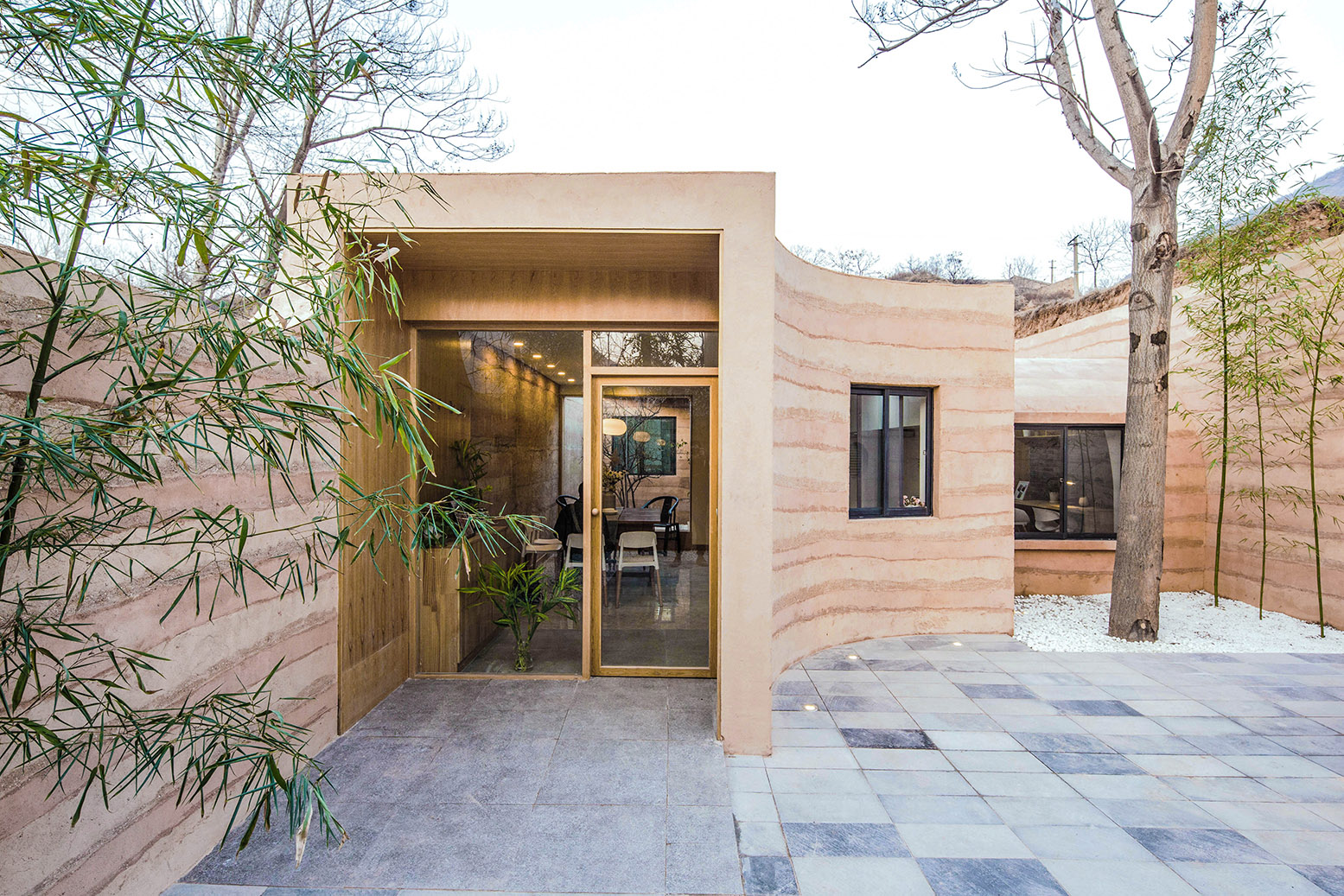 Mordern Chinese Cave House – Cave house on loess plateau, Shanxi, China ...