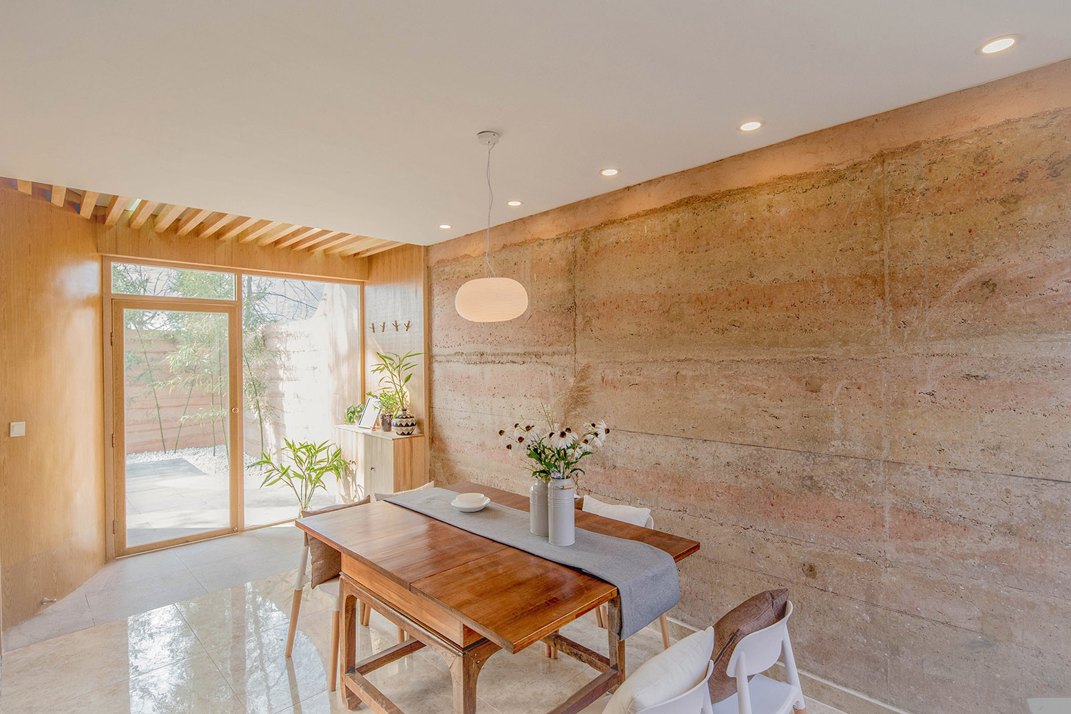 Mordern Chinese Cave House – Cave house on loess plateau, Shanxi, China ...