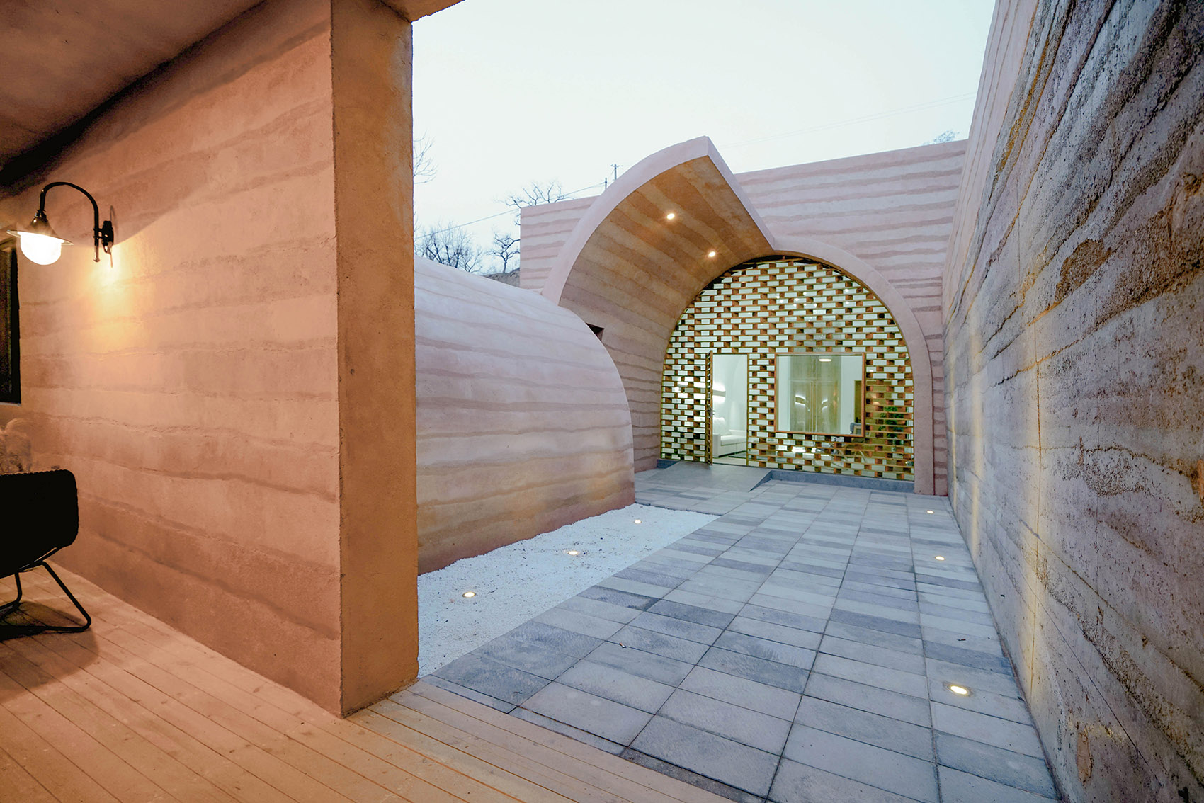 Mordern Chinese Cave House – Cave house on loess plateau, Shanxi, China ...