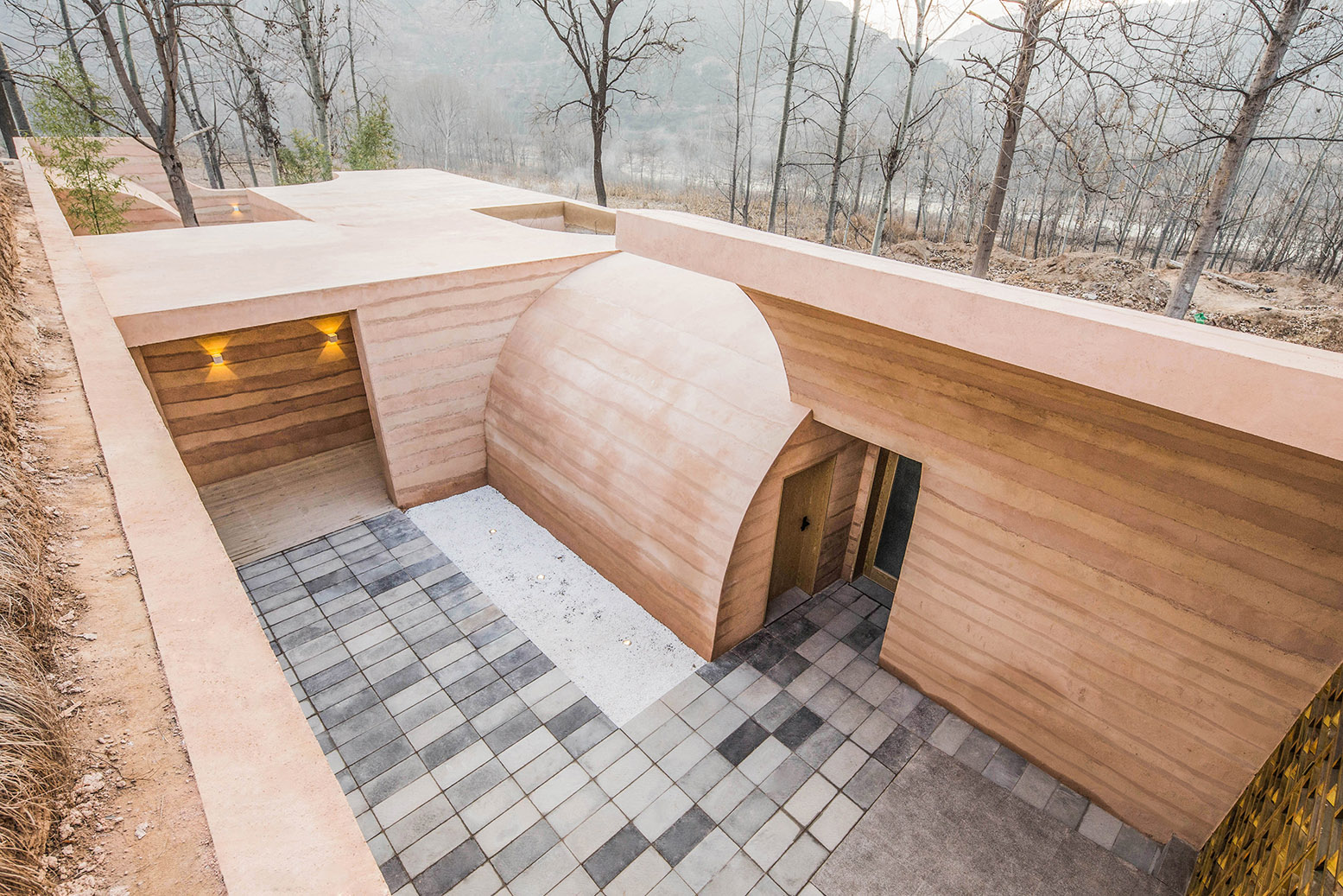 Mordern Chinese Cave House – Cave house on loess plateau, Shanxi, China ...