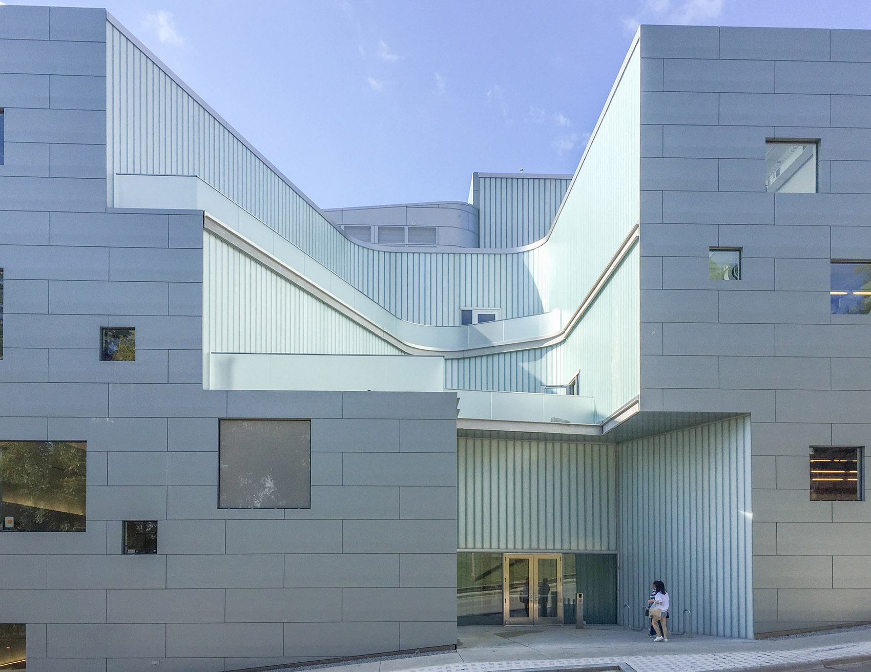 Visual Arts Building, University of Iowa by Steven Holl Architects - 谷德设计网