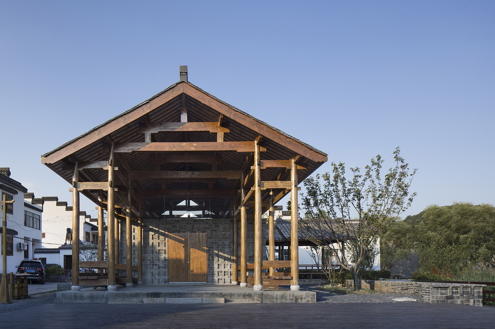 A Rural Shop at Huashu Village, Nanjing, China by Atelier Zhouling - 谷德设计网