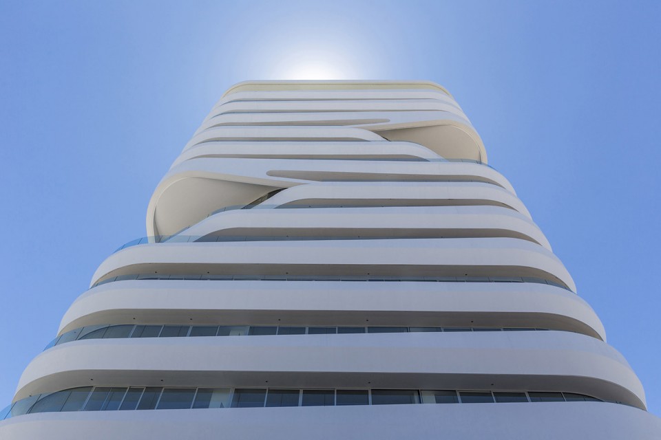 Gaia Building by Leppanen + Anker in Ecuador - 谷德设计网