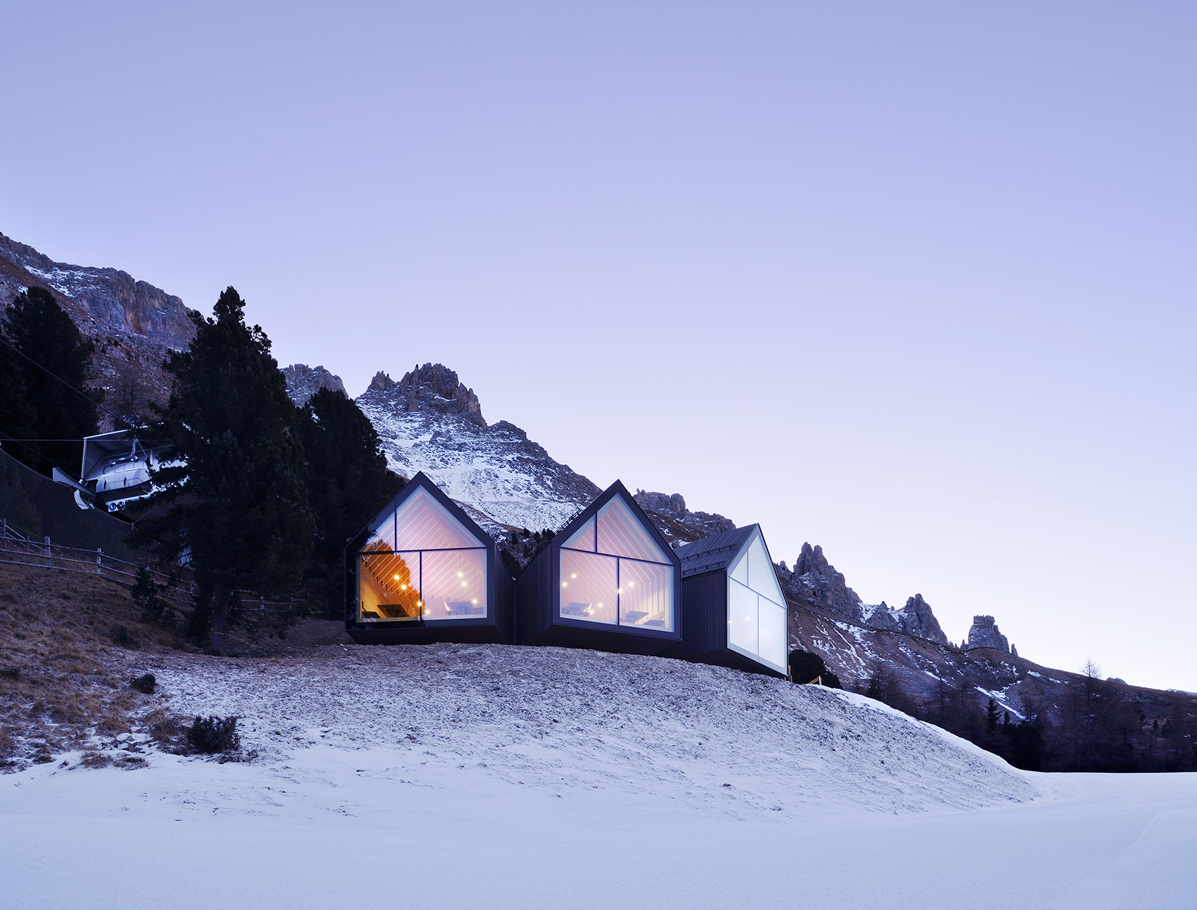 Mountain Hut, Italy / PETER PICHLER ARCHITECTURE & ARCHITEKT PAVOL MIKOLAJCAK - 谷德设计网