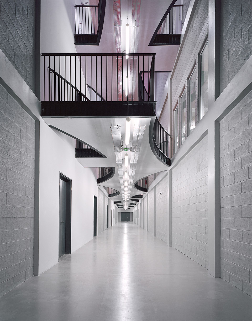 A vertical campus – The EDF learning center by ECDM - 谷德设计网