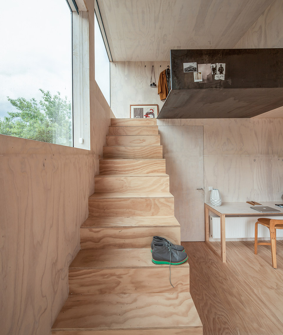 Mirror Mirror on a roof By Studio Remco Siebring - 谷德设计网