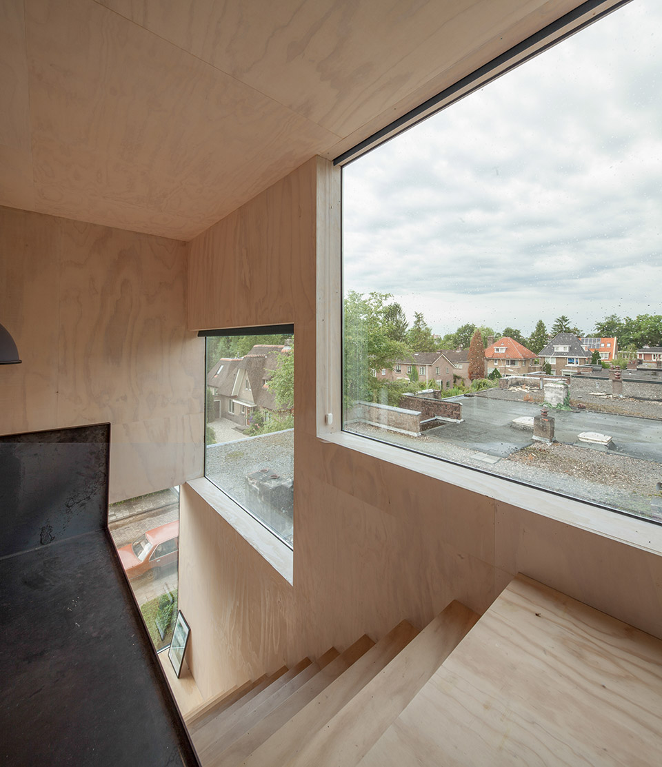 Mirror Mirror on a roof By Studio Remco Siebring - 谷德设计网