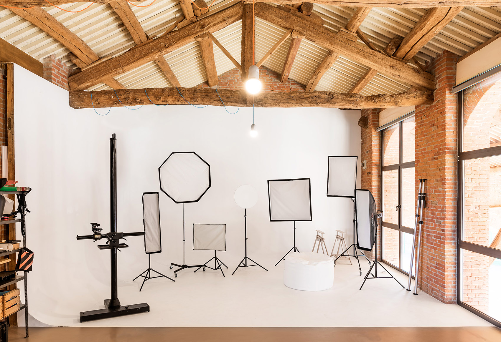 PB Studio by UNO8A - 谷德设计网