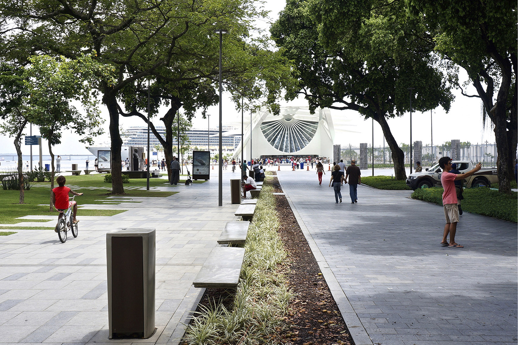 “Orla Conde” Waterfront Promenade, Olympic Boulevard in Rio / B+ABR - 谷德设计网