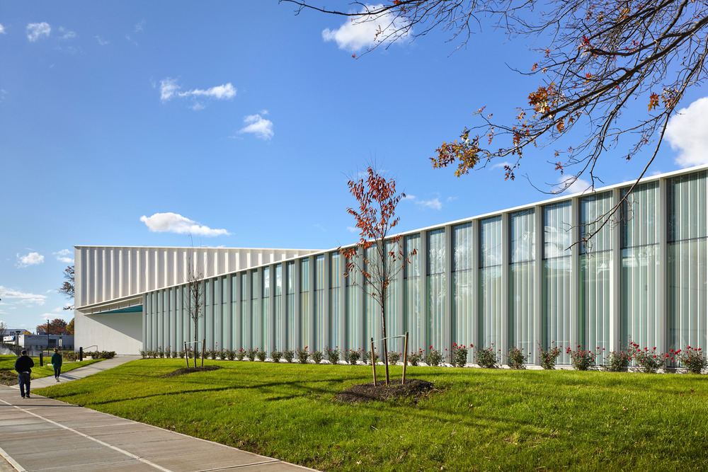 TREC, Training Recreation Education Center / ikon.5 architects - 谷德设计网