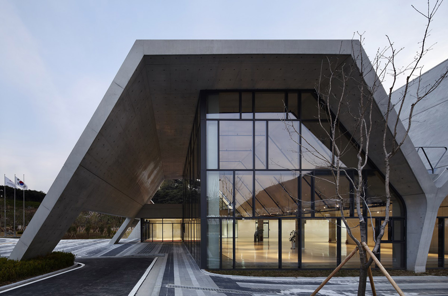 Design Strategy & Research Center, Korea Institute of Design Promotion ...