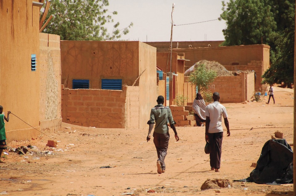 Niamey 2000 / united4design - 谷德设计网